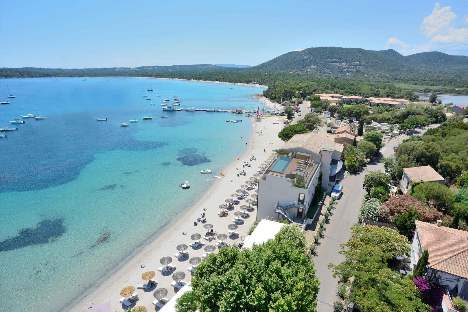 Hôtels en Corse en bord de mer | Réservez du 3 au 5 étoiles avec ...
