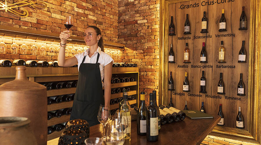 Voyages premium en Corse : routes des vins et plaisirs gourmets ...